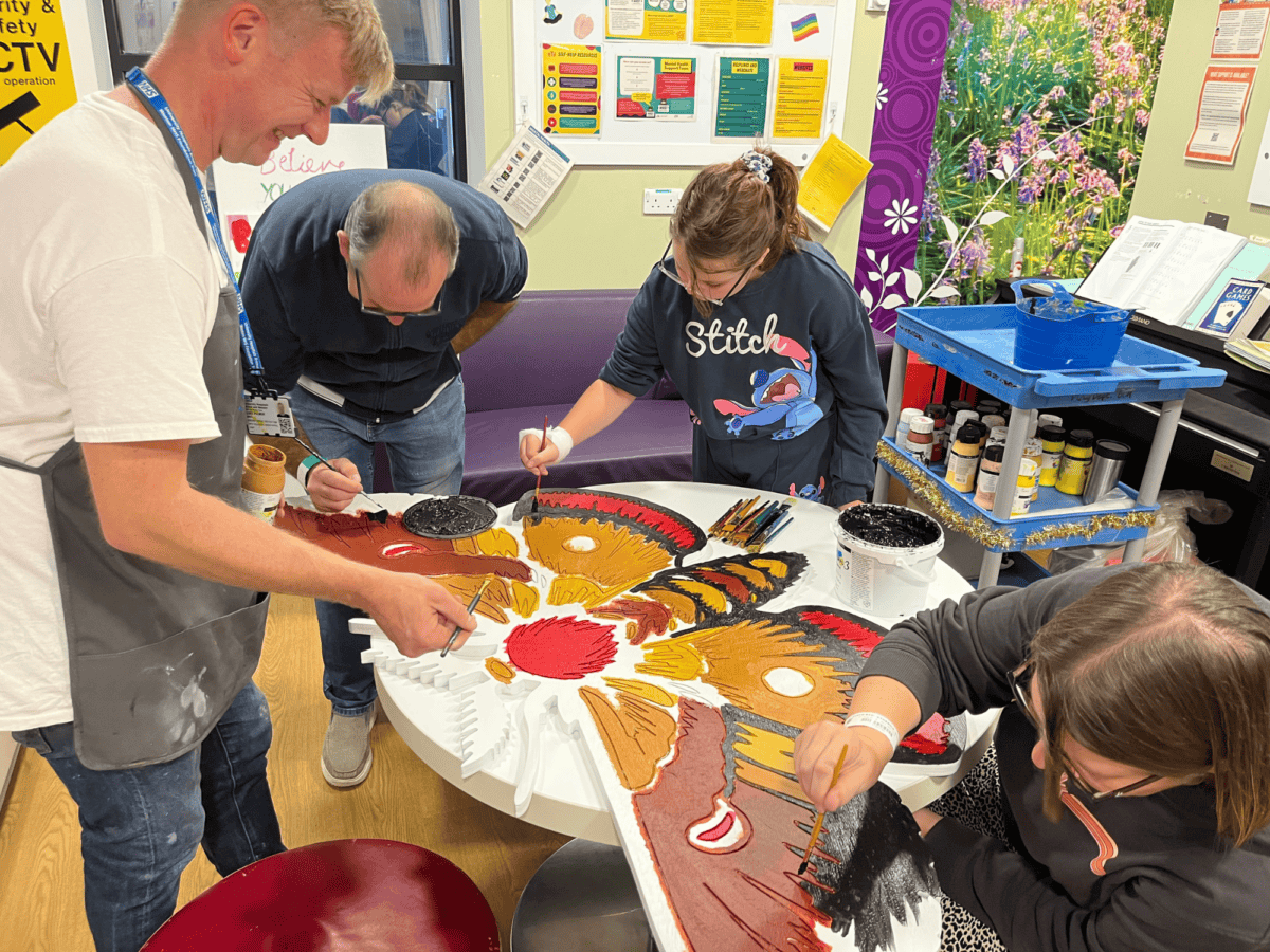 Artist Works with Bristol Children's Hospital Patients on New Mural
